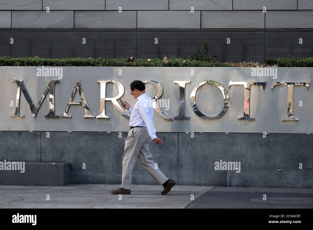 Jw marriott logo hi-res stock photography and images - Alamy