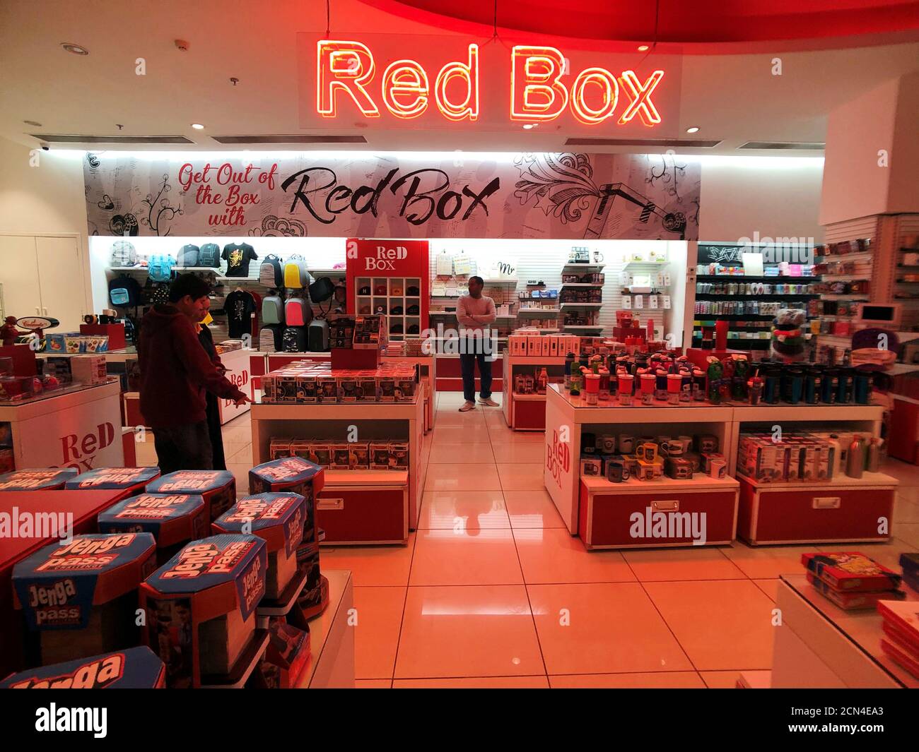 Mall of dhahran hi-res stock photography and images - Alamy