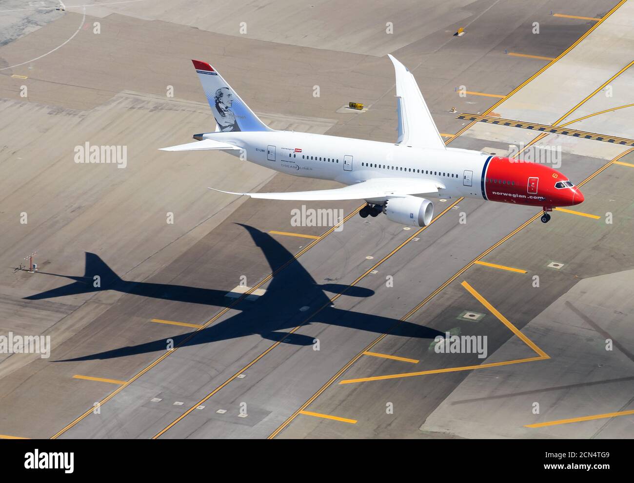 Norwegian Air Boeing 787 Dreamliner landing at international airport ...