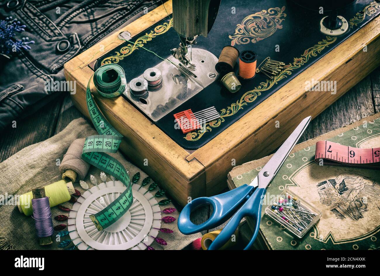 Closeup of a sewing machine Stock Photo - Alamy