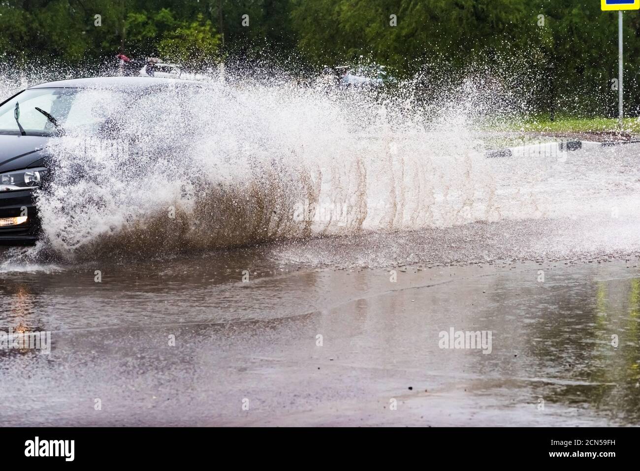 Car pool hi-res stock photography and images - Alamy