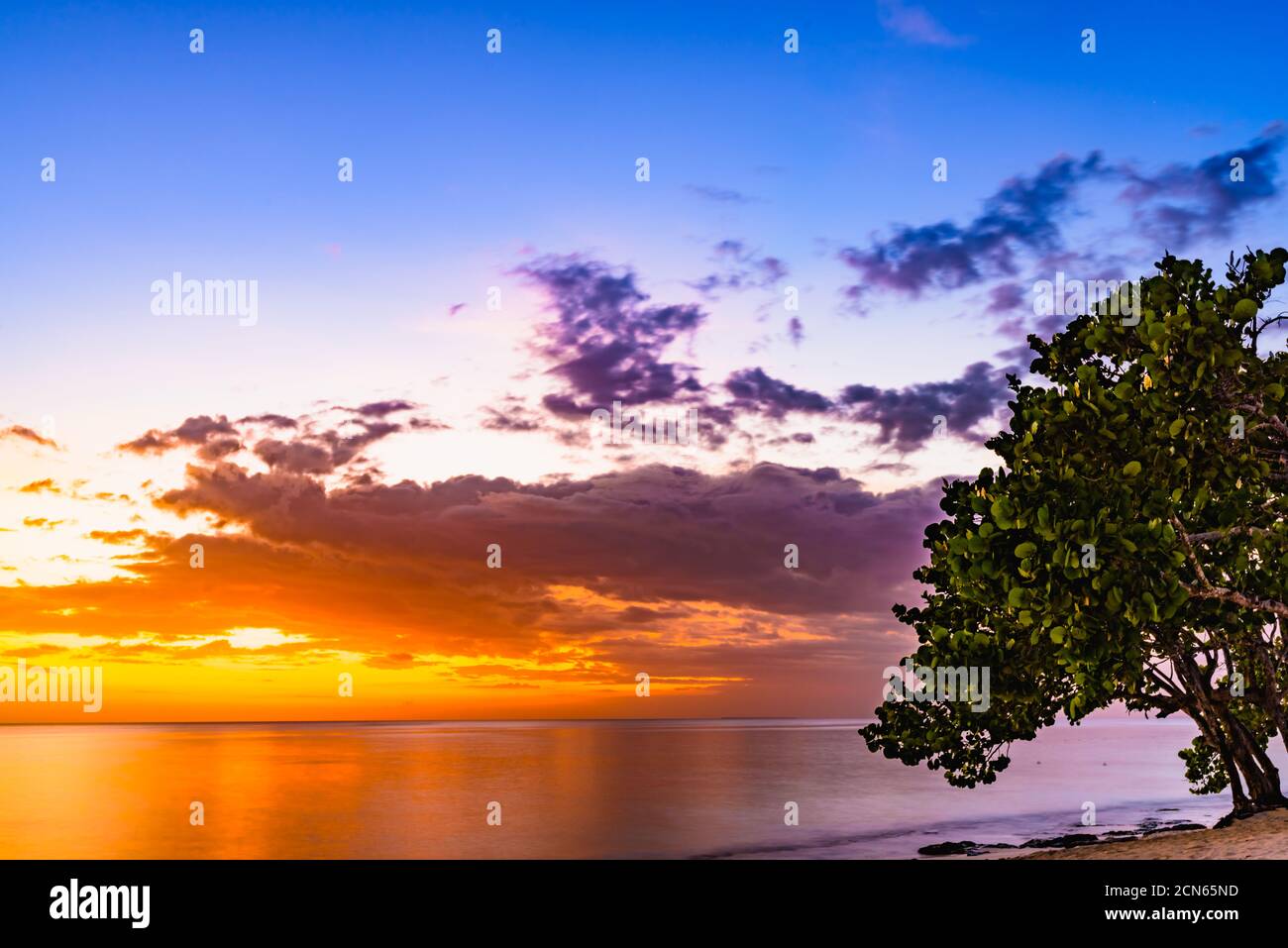 beautiful sunset of the caribbean Stock Photo - Alamy
