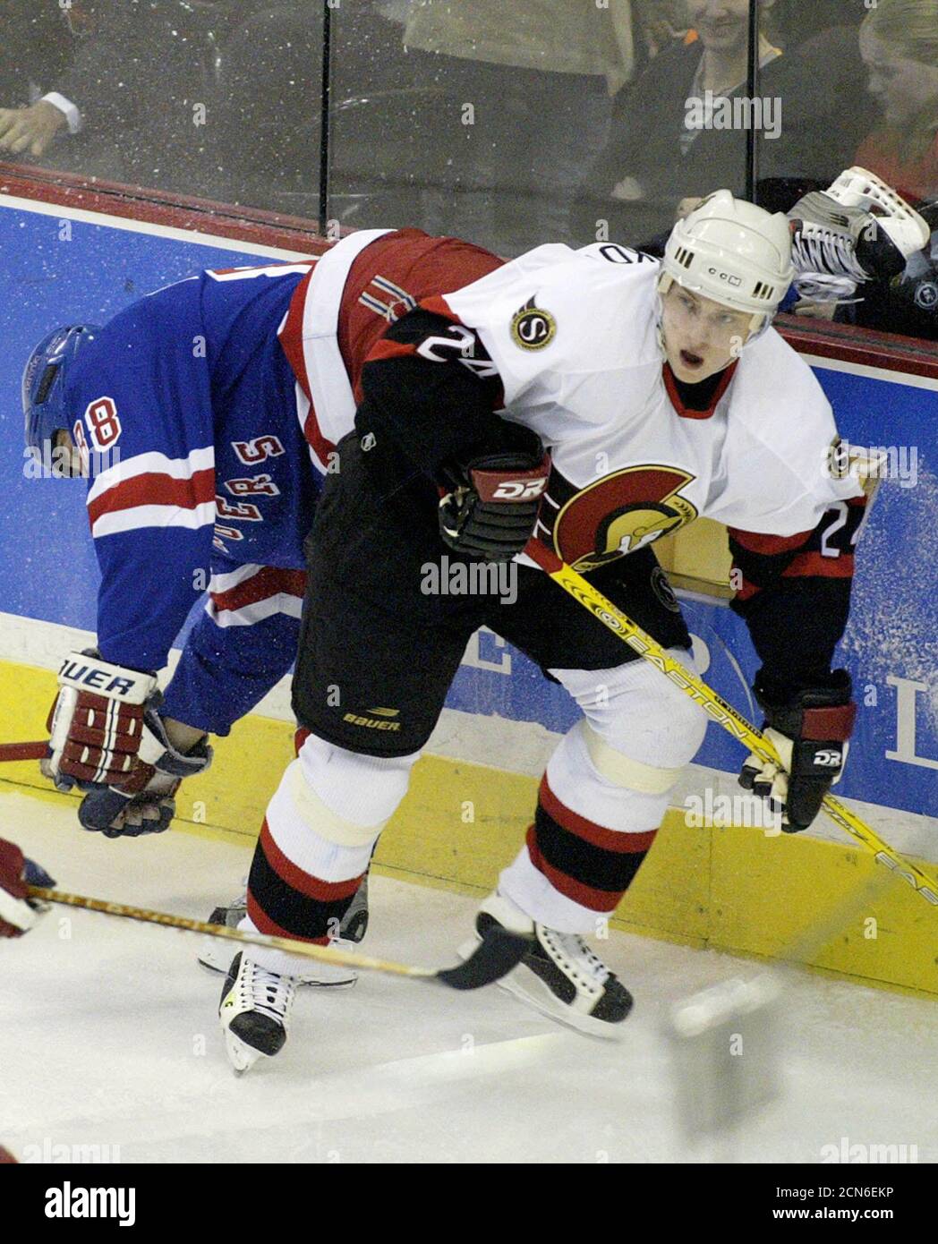 Eric lindros ottawa hi-res stock photography and images - Alamy