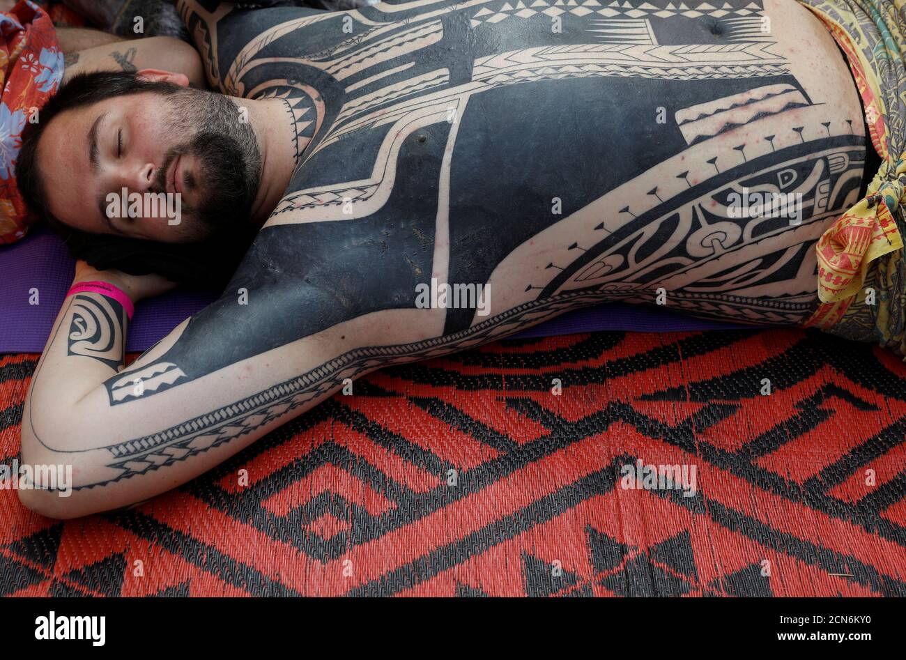 Hand tapping tattoo hi-res stock photography and images - Alamy