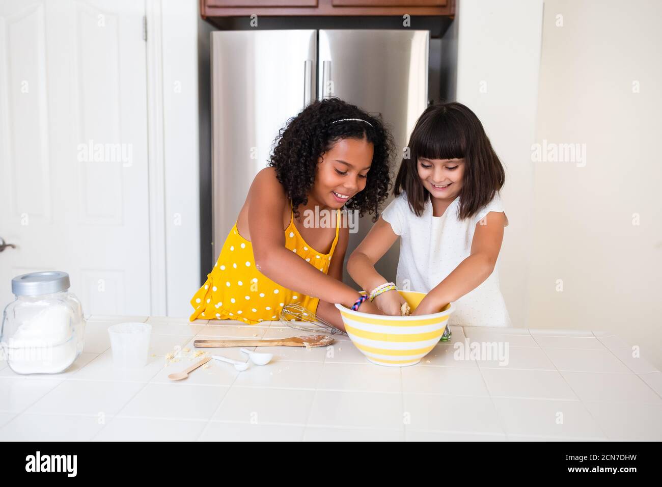 Women Friends Baking High Resolution Stock Photography and Images - Alamy