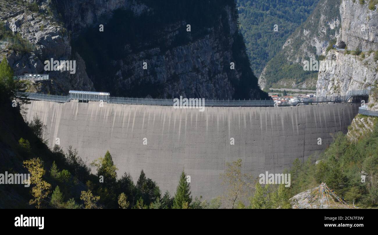 Longarone Vajont Dam High Resolution Stock Photography and Images - Alamy