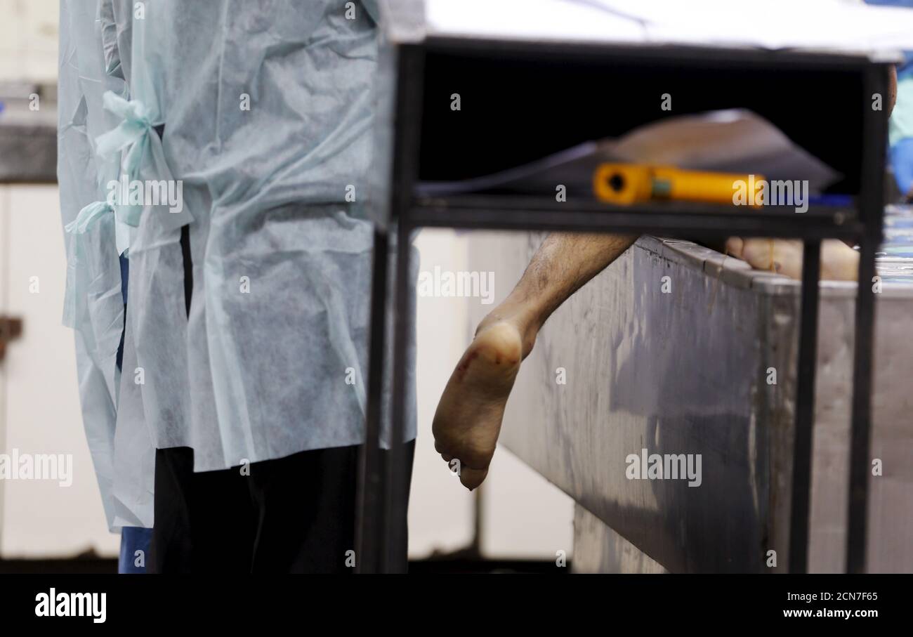 Autopsy Doctor High Resolution Stock Photography and Images - Alamy