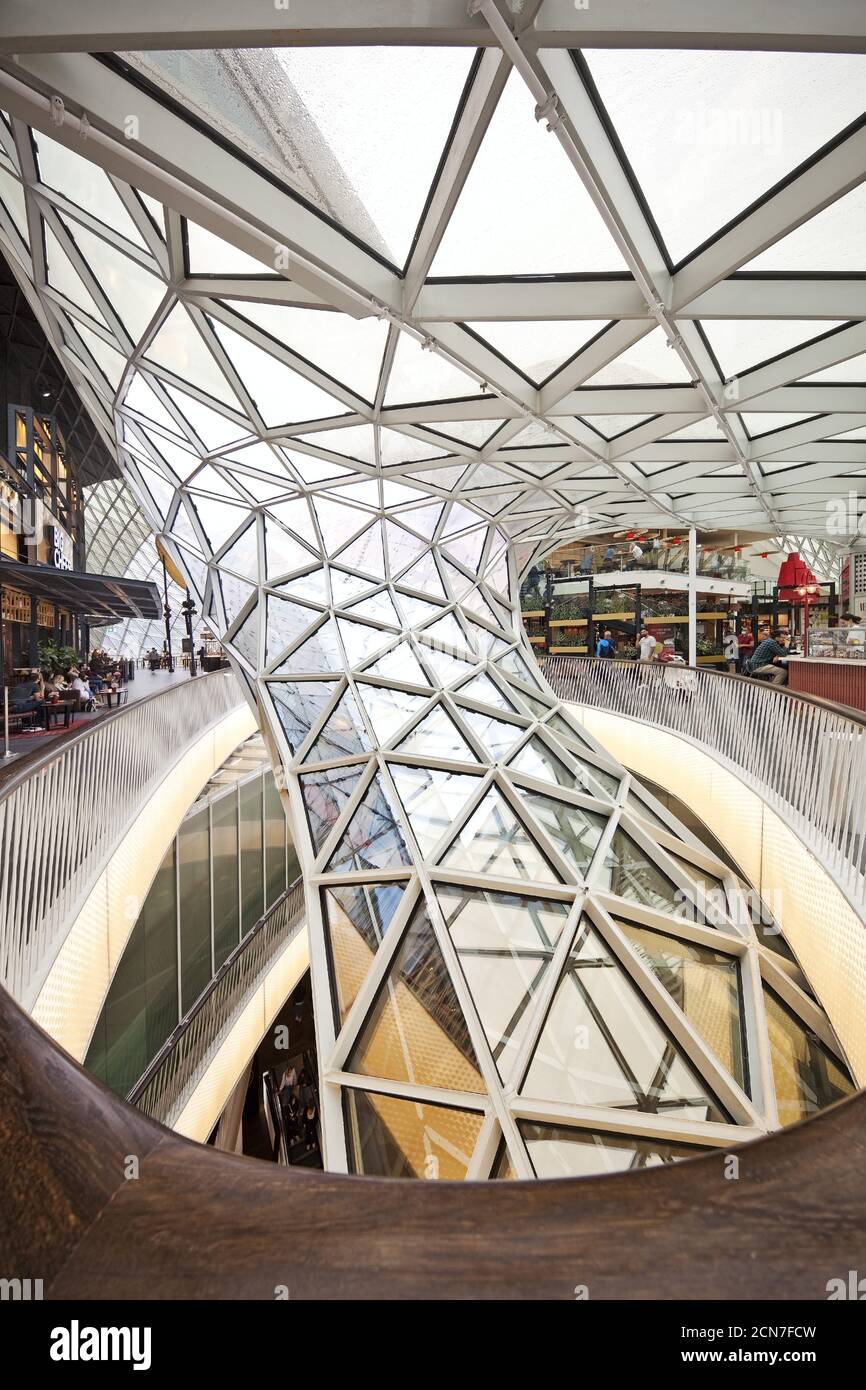 Galerie My Zeil, shopping center, architect Massimiliano Fuksas ...