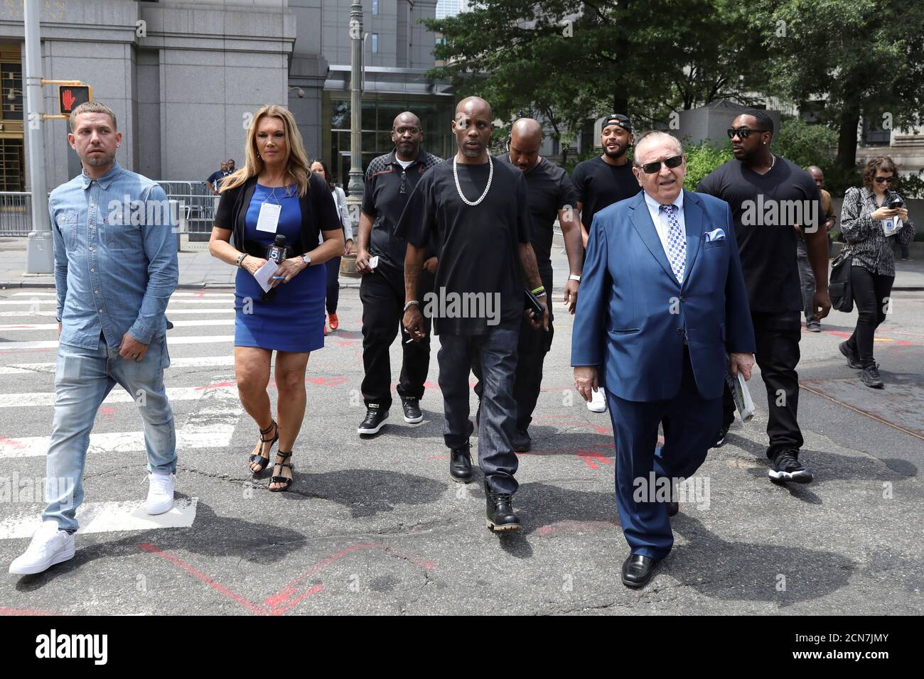 Dmx rapper earl simmons hi-res stock photography and images - Alamy