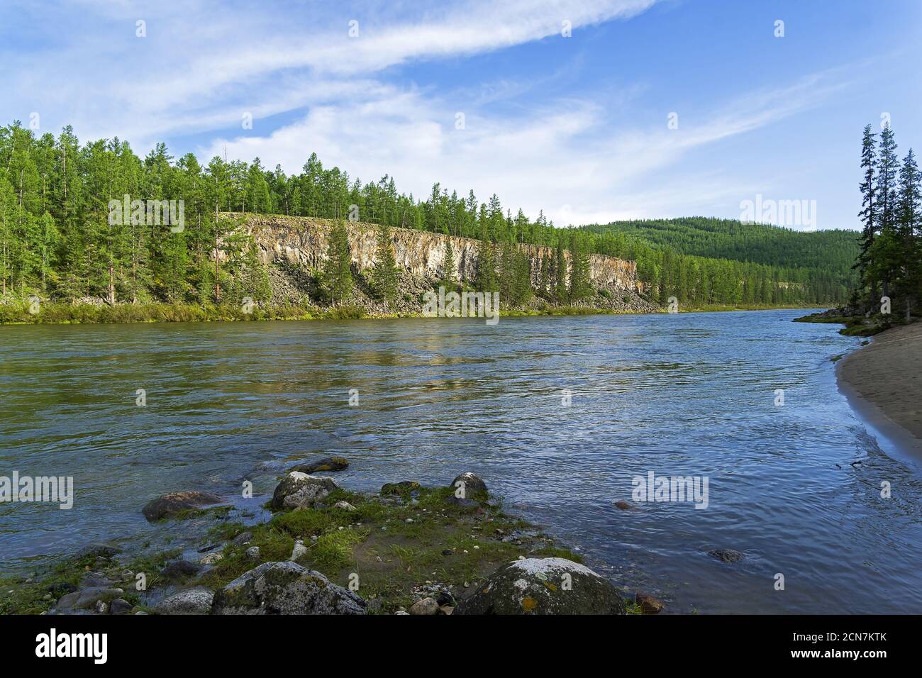 Rocky riverbank steep high hi-res stock photography and images - Alamy