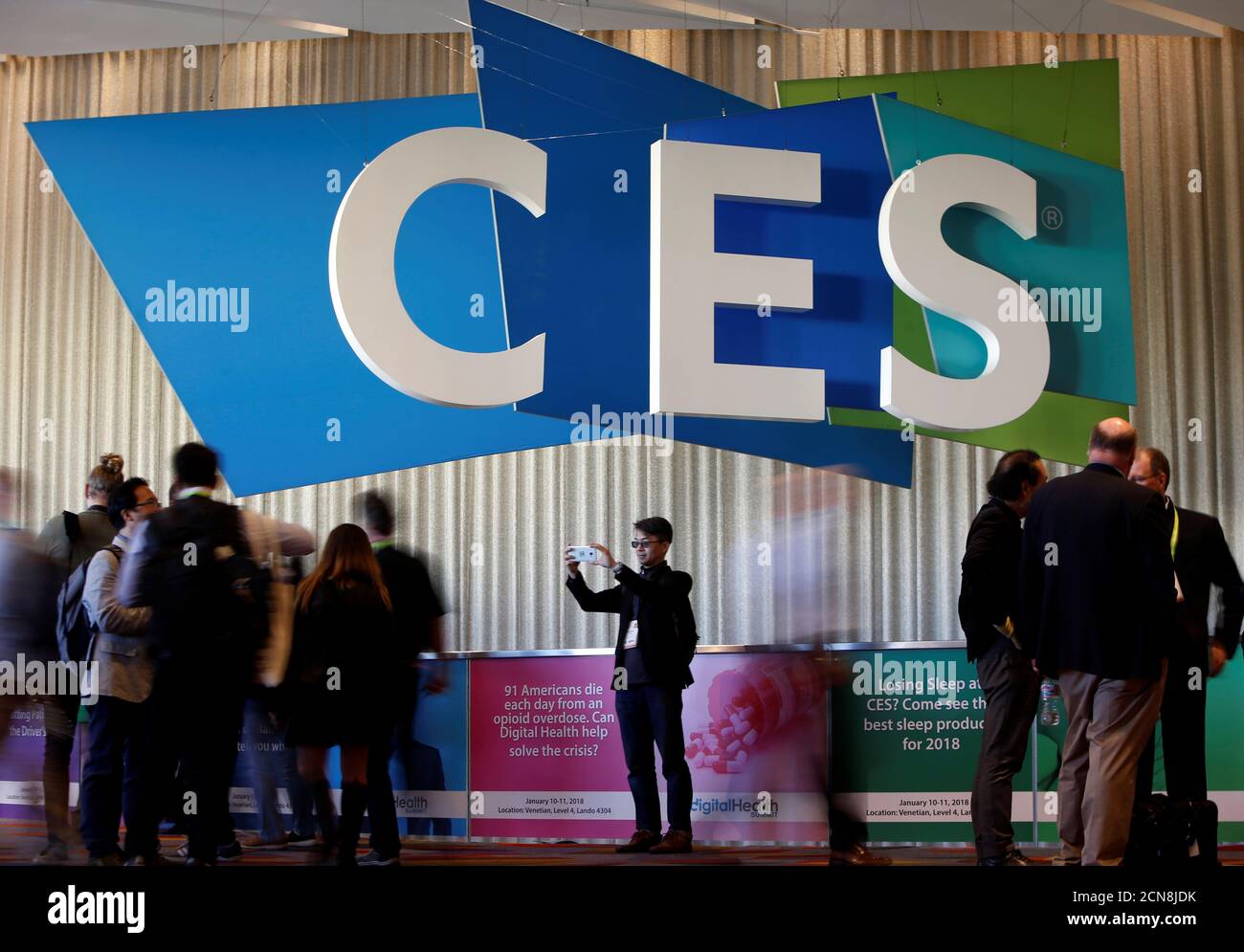 Ces logo hi-res stock photography and images - Alamy