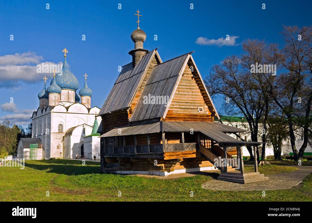 Wooden church cathedral hi-res stock photography and images - Alamy