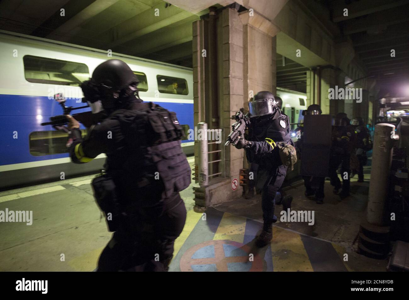 Gign attack hi-res stock photography and images - Alamy
