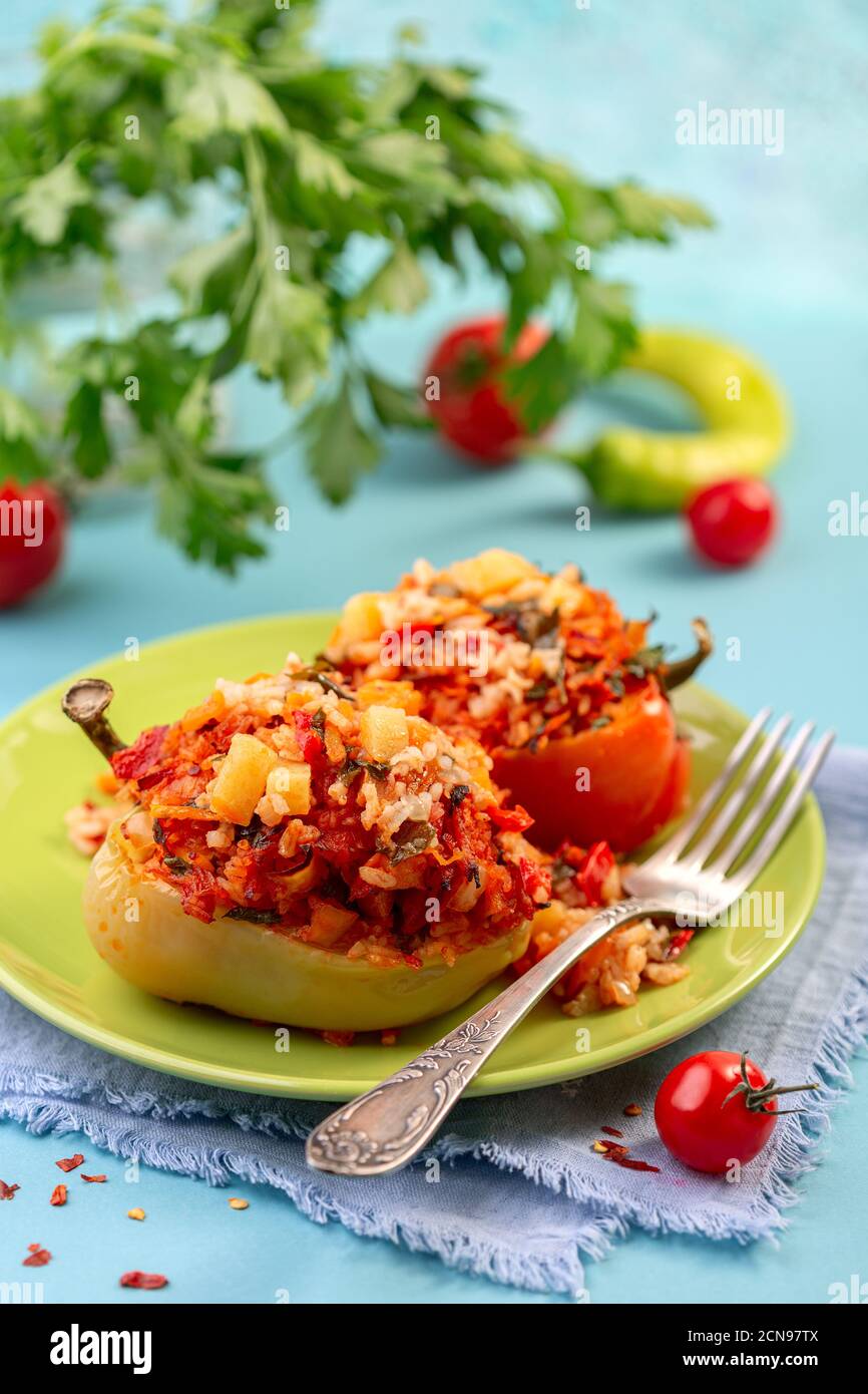 Stuffed red pepper rice hi-res stock photography and images - Alamy