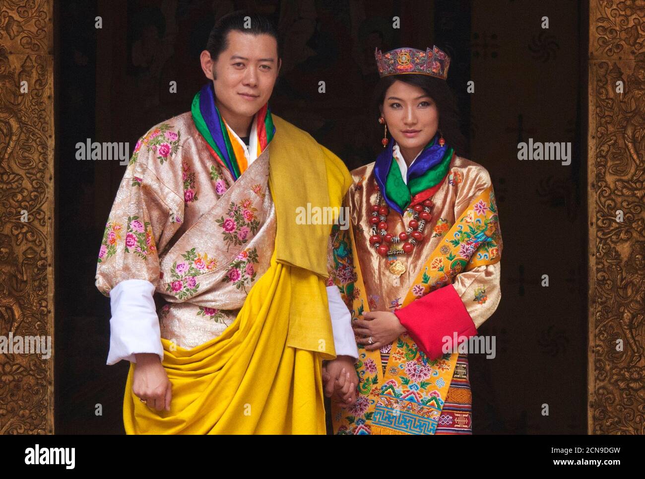Bhutan king queen hi-res stock photography and images - Alamy