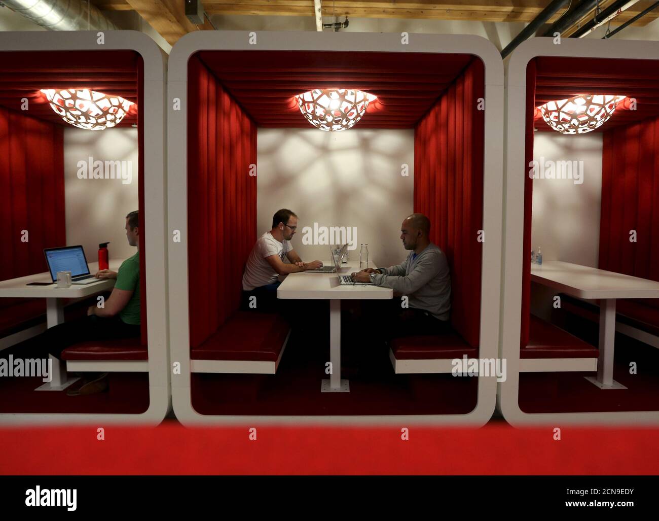 Google interior office hi-res stock photography and images - Alamy