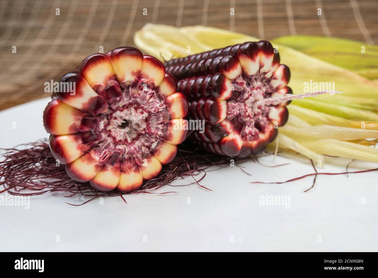 Siam Ruby Queen Corn can eat fresh corn,Red and super sweet corn,King ...