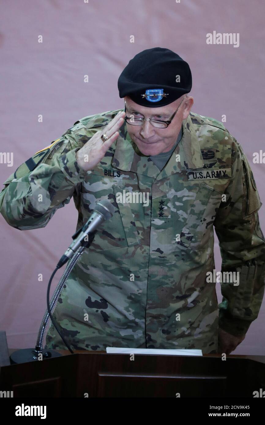 Eighth army commanding general hi-res stock photography and images - Alamy