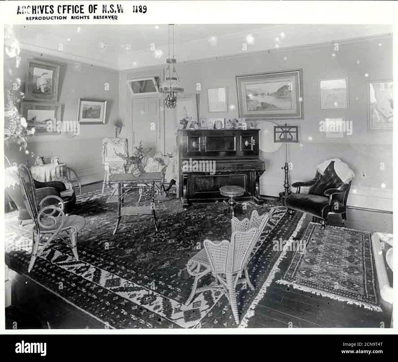 Victorian parlour hi-res stock photography and images - Alamy
