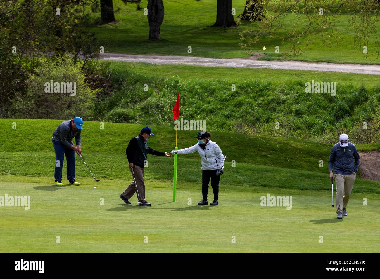 Don valley golf course hi-res stock photography and images - Alamy