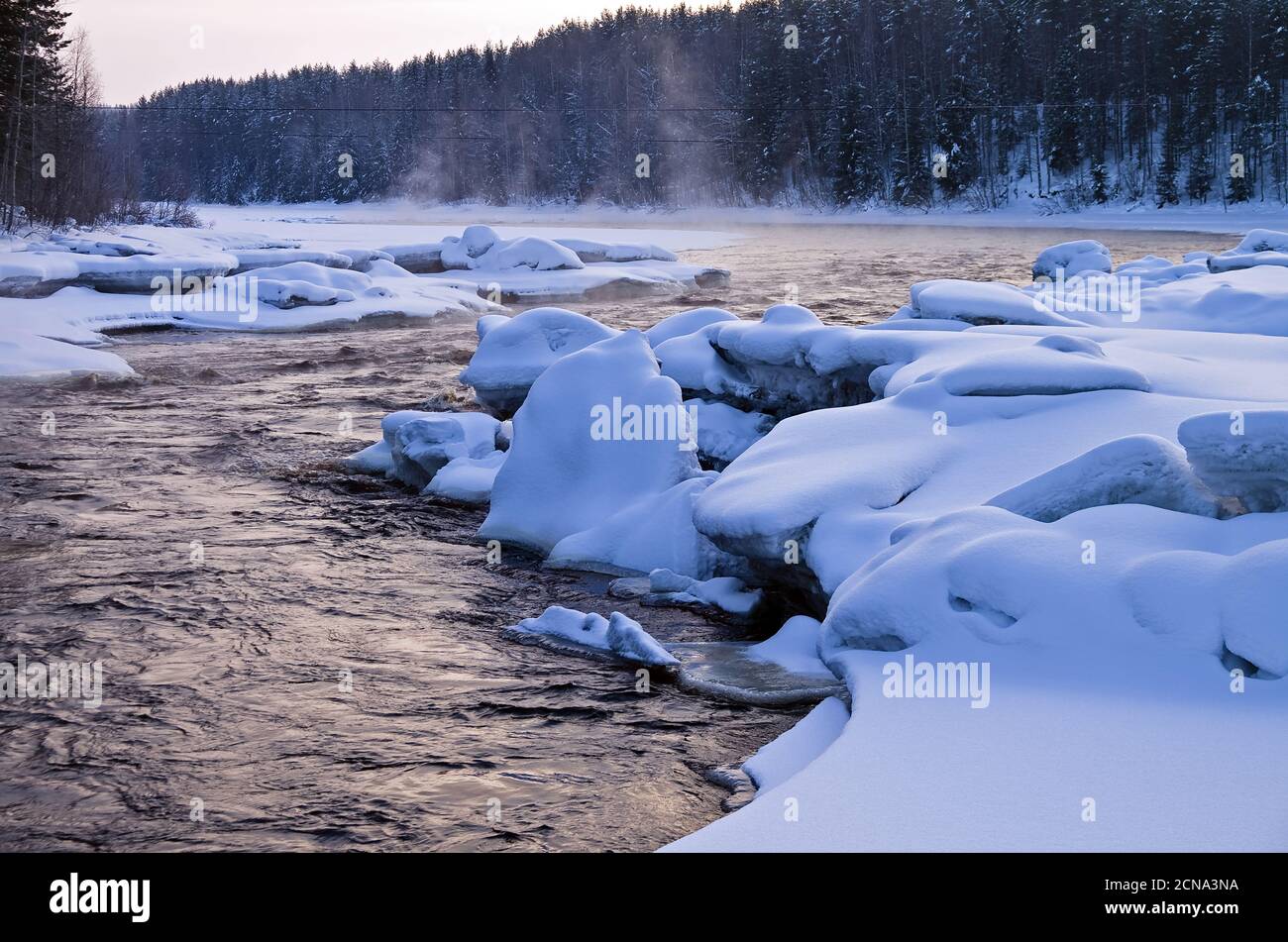 Ice at river hi-res stock photography and images - Alamy