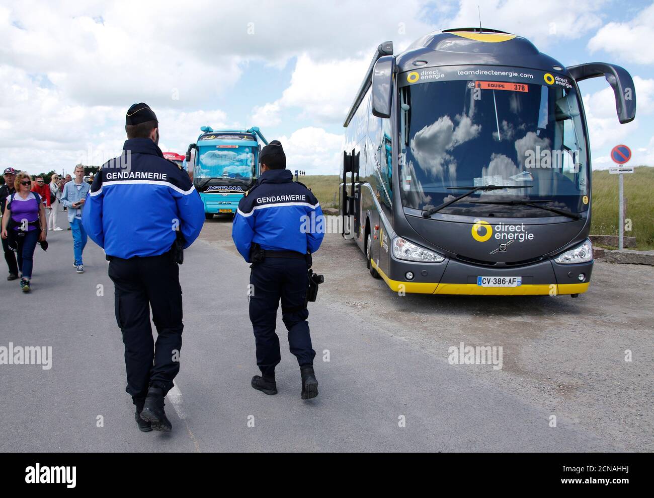 Tour de france team buses hi-res stock photography and images - Alamy