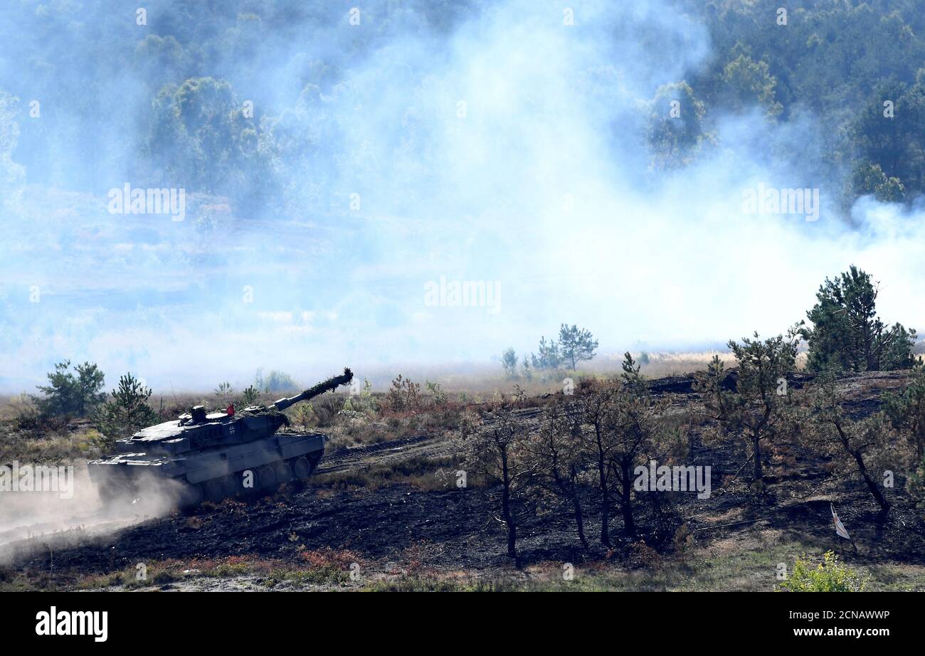 Leopard 2a6 germany hi-res stock photography and images - Alamy