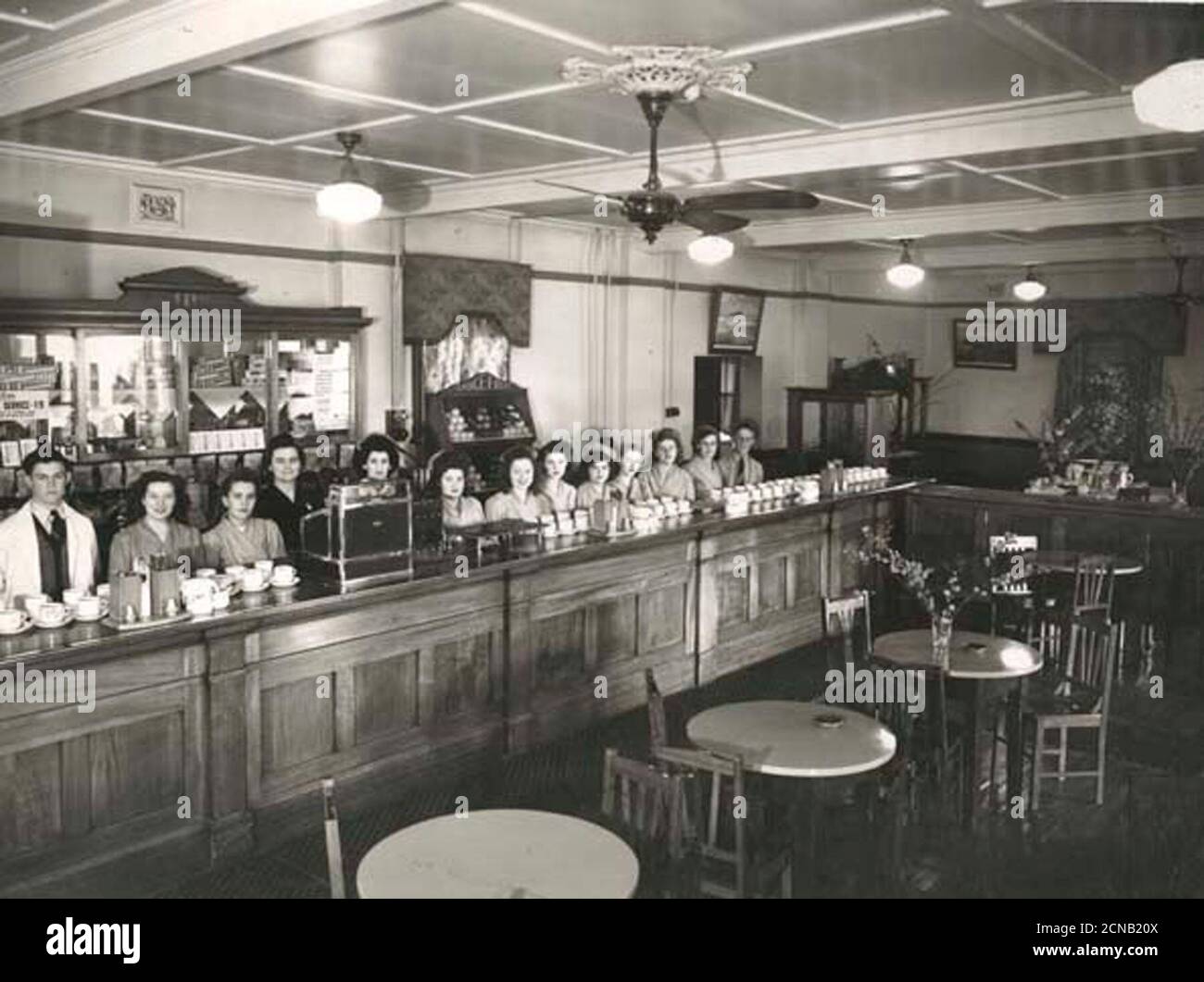 Vintage railway refreshment room hi-res stock photography and images ...