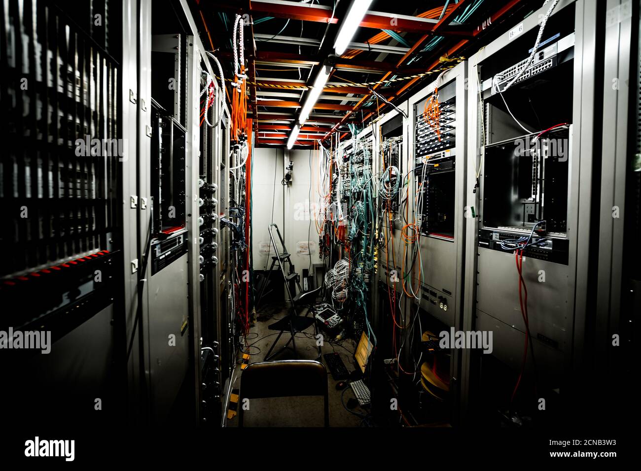 Of cables of the server room image Stock Photo - Alamy