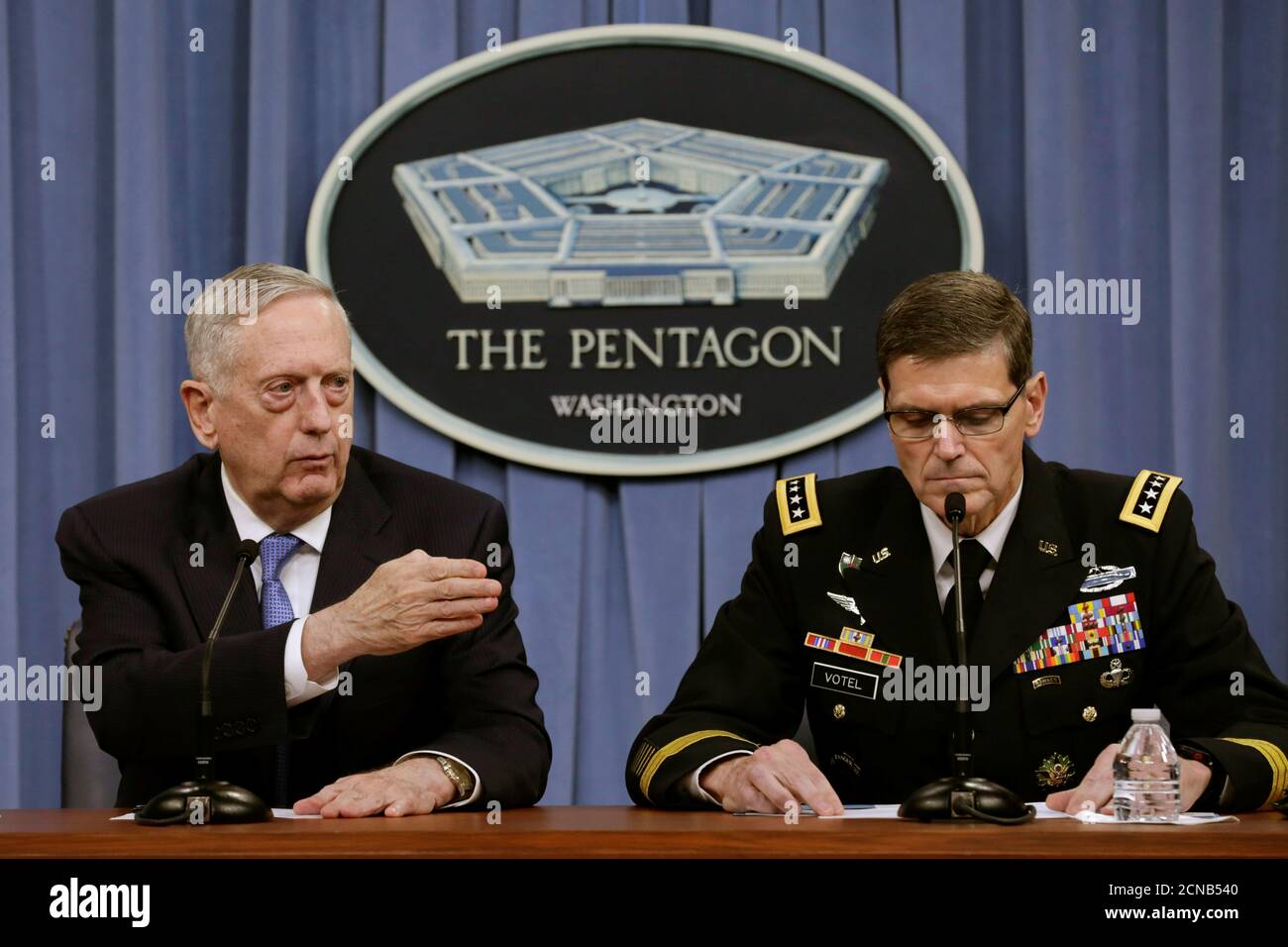 Gen votel hi-res stock photography and images - Alamy