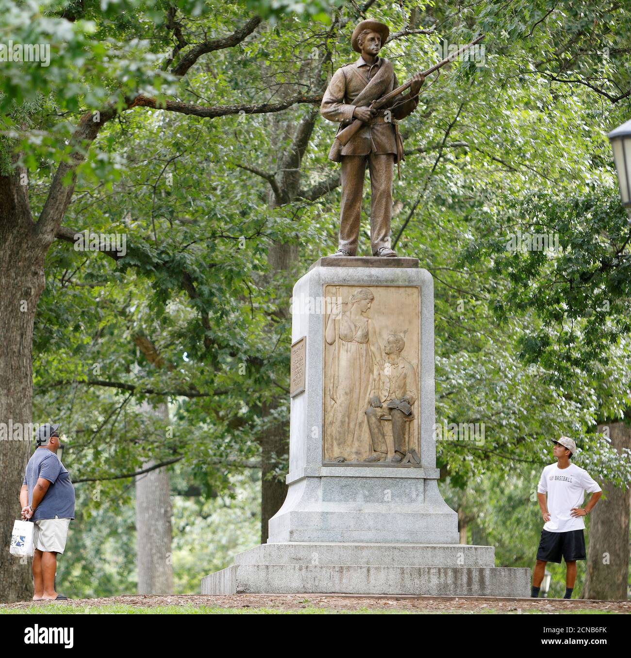 Chapel hill north carolina silent sam hi-res stock photography and ...