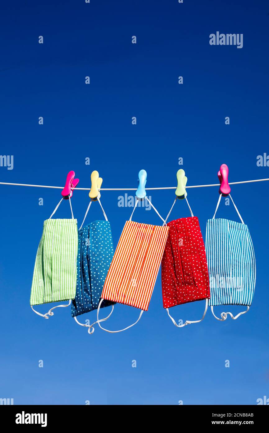 Medical ppe facemask facemasks hi-res stock photography and images - Alamy