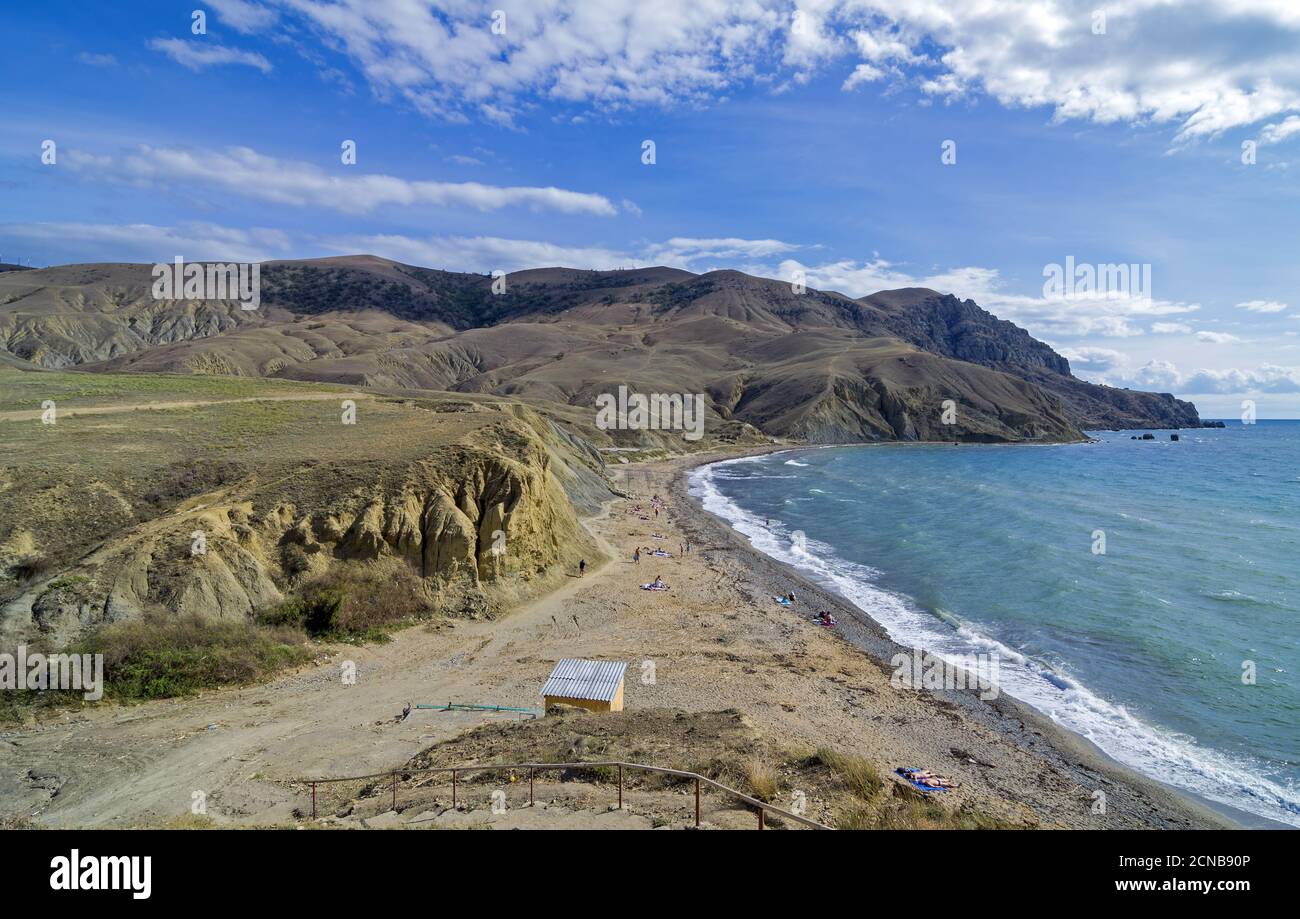 Beach scene view small hi-res stock photography and images - Alamy