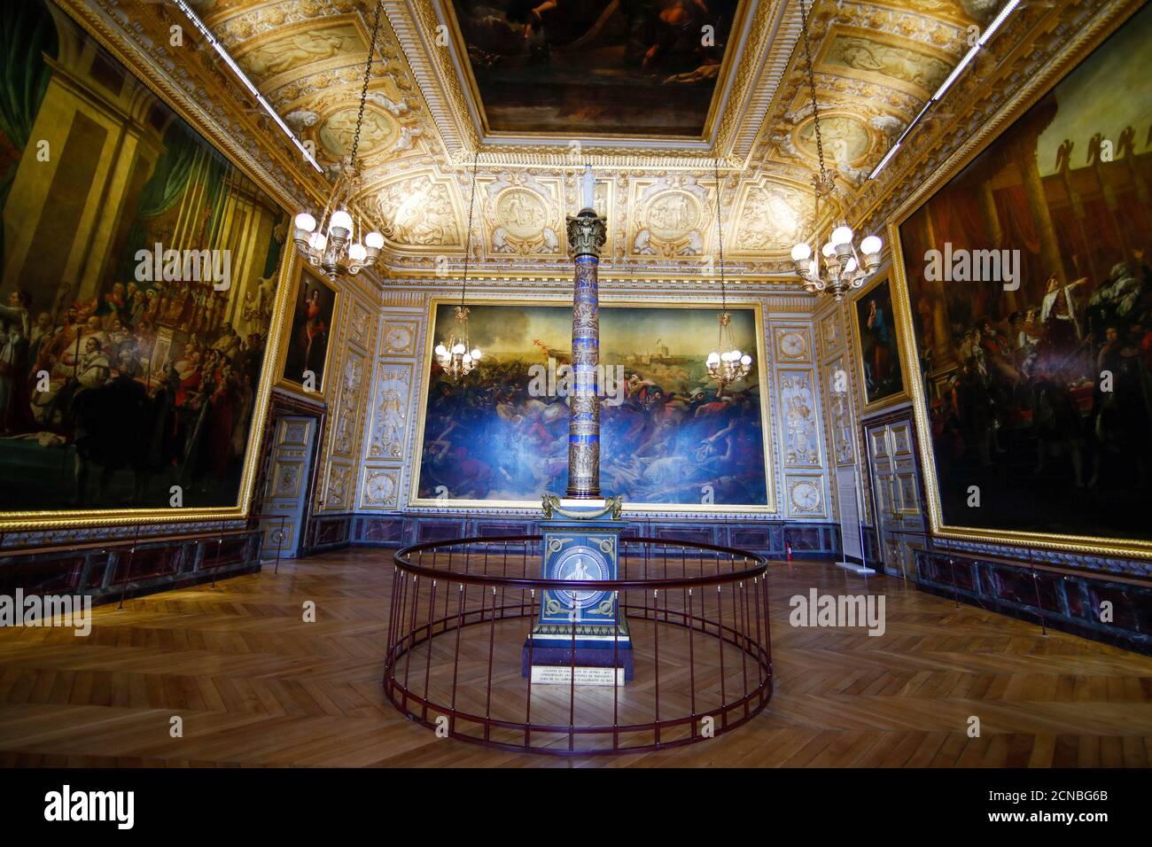 Coronation room hi-res stock photography and images - Alamy