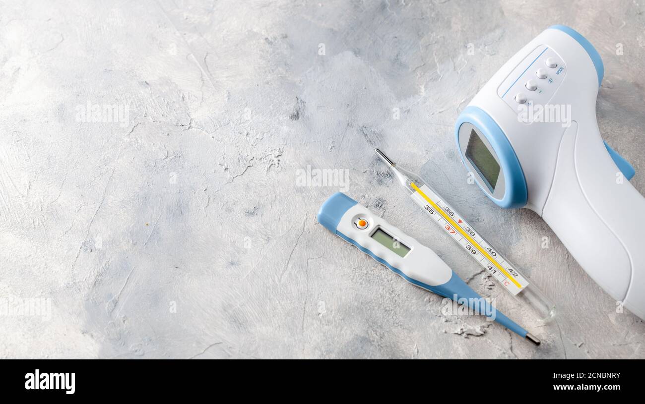 Rectal thermometer hi-res stock photography and images - Alamy