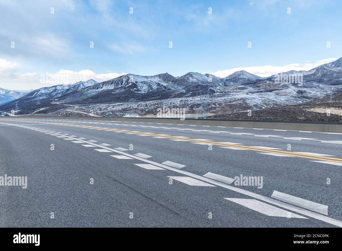 highway on plateau Stock Photo - Alamy