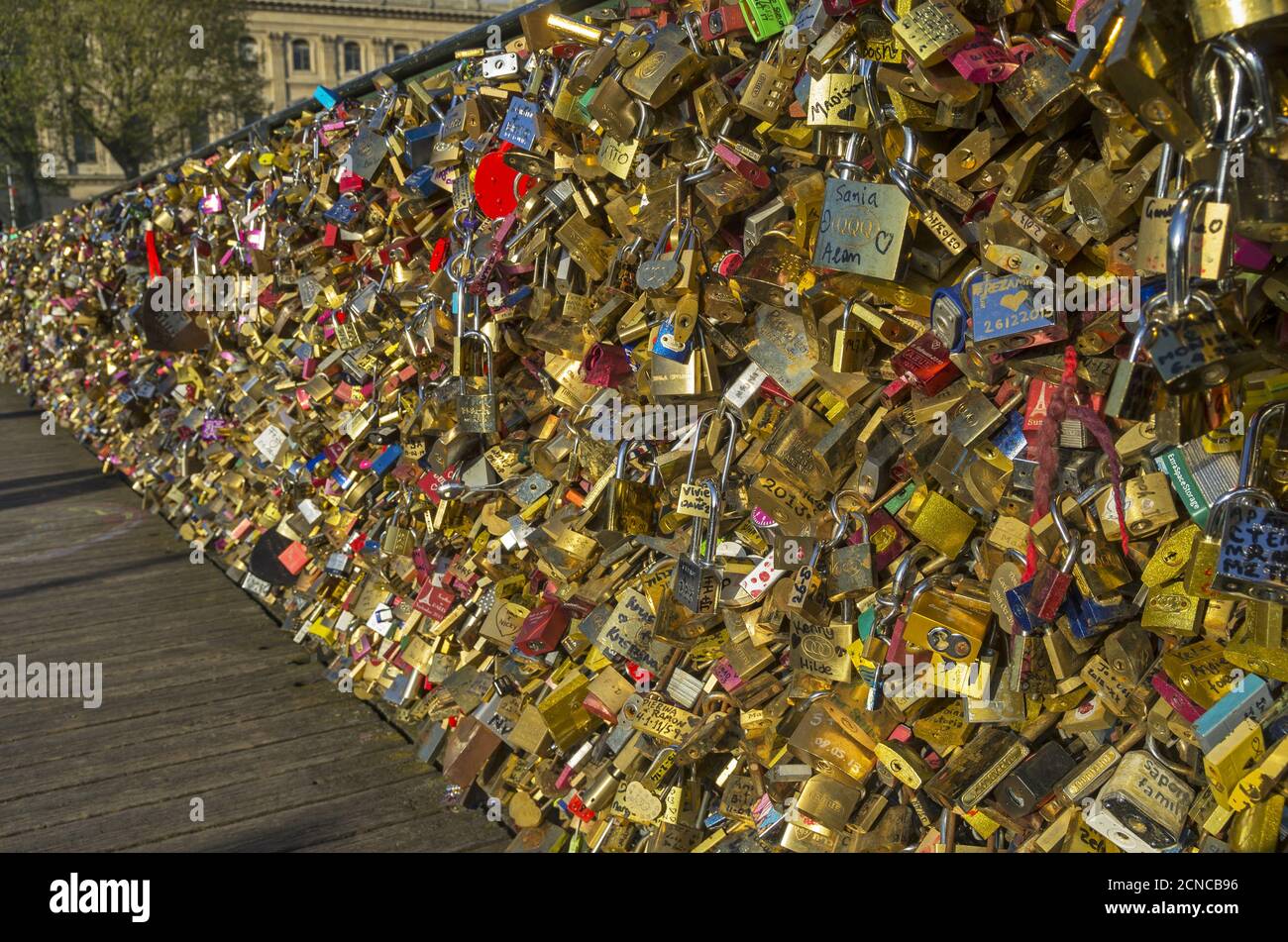 Love locks ritual hi-res stock photography and images - Alamy
