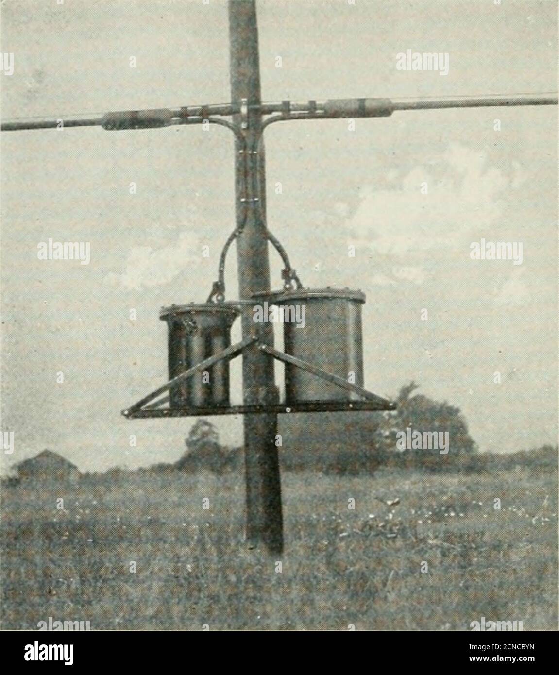 Attenuation distortion hi-res stock photography and images - Alamy