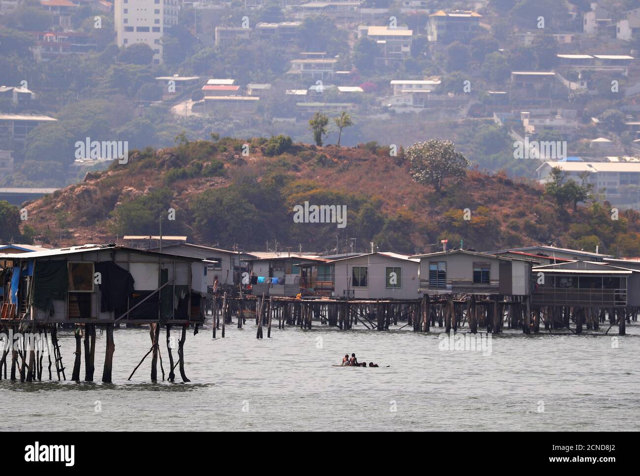 Hanuabada port moresby papua new hi-res stock photography and images ...