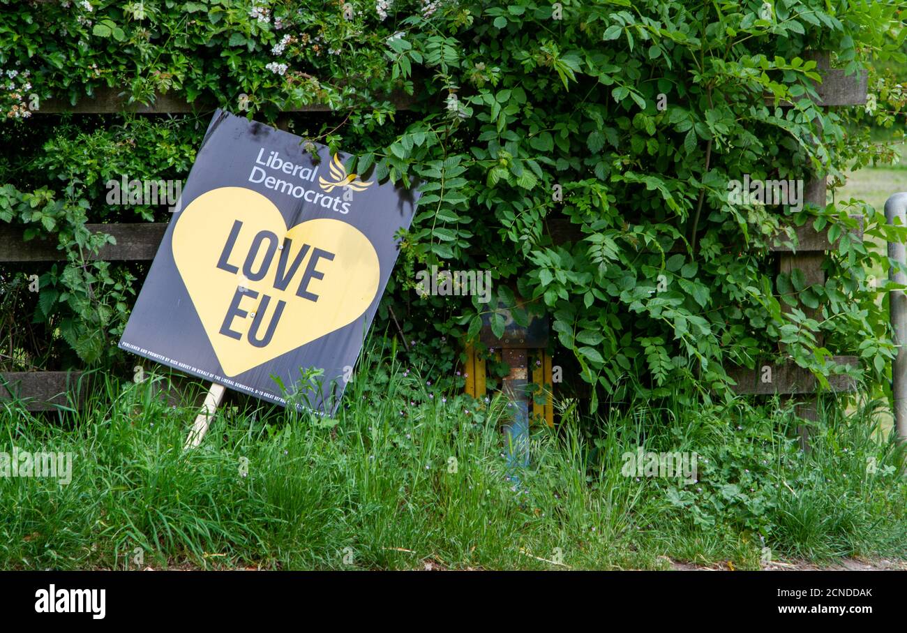 Lib dems poster hi-res stock photography and images - Alamy