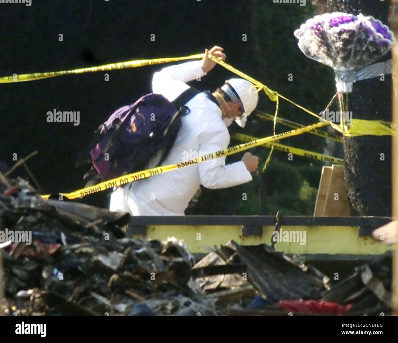 American airlines flight 587 hi-res stock photography and images - Alamy