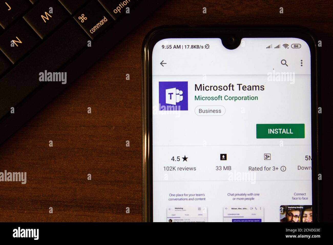 Microsoft teams symbol hi-res stock photography and images - Alamy