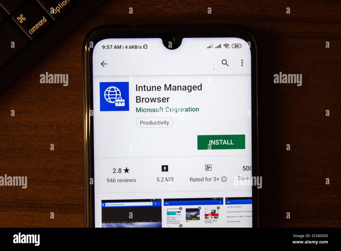Intune managed browser hi-res stock photography and images - Alamy