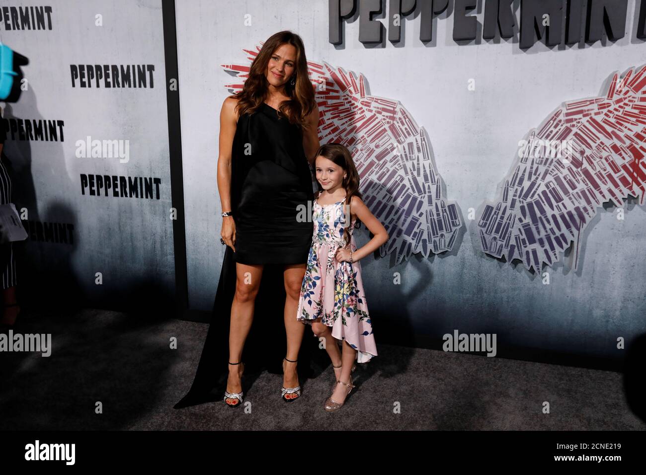 Jennifer garner in peppermint hi-res stock photography and images - Alamy