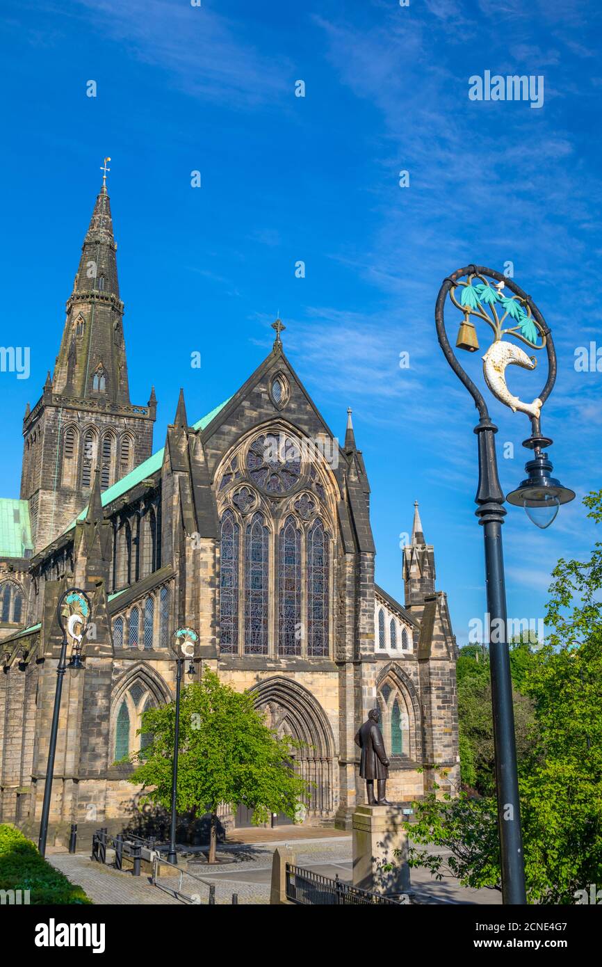 Glasgow cathedral scotland hi-res stock photography and images - Alamy