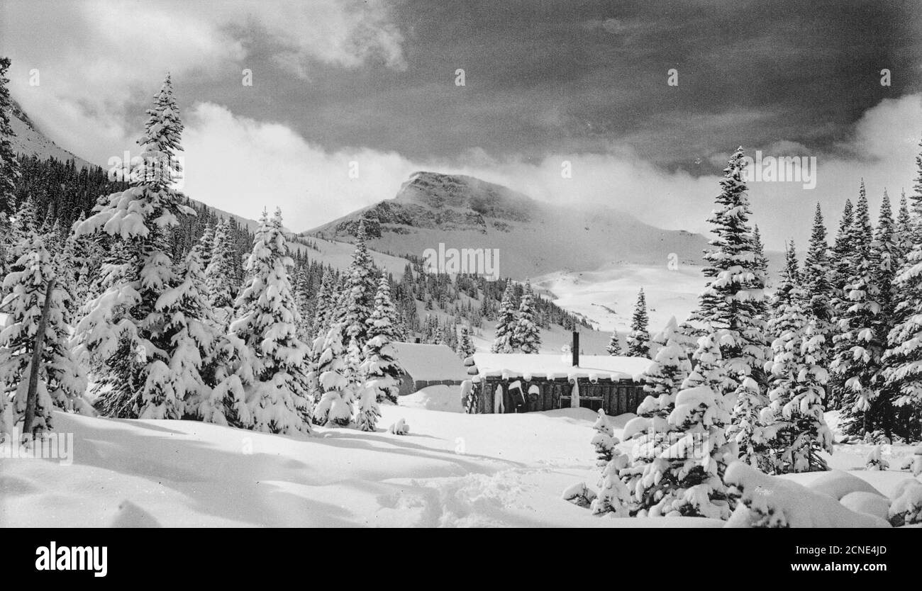 Watchtower Ski Camp, Jasper National Park Stock Photo - Alamy