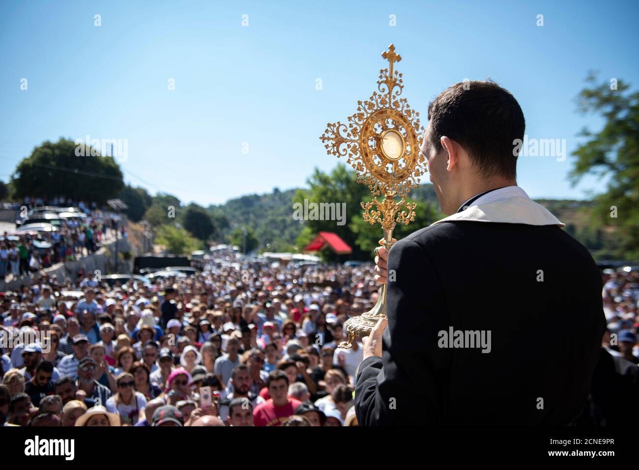 Traditional lebanese costume hi-res stock photography and images - Alamy