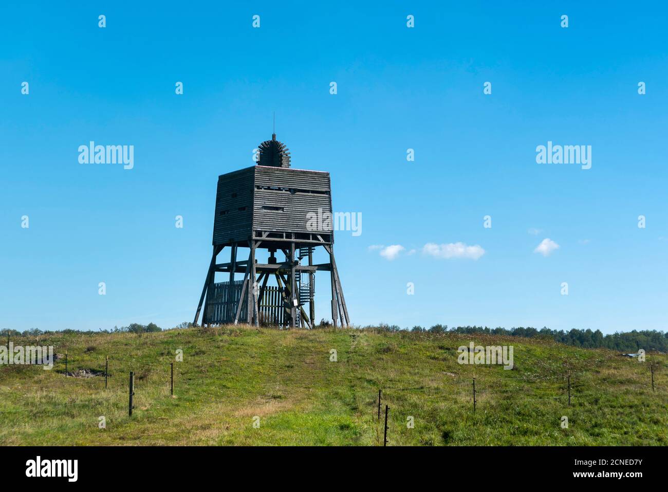 Bird observation tower hi-res stock photography and images - Alamy