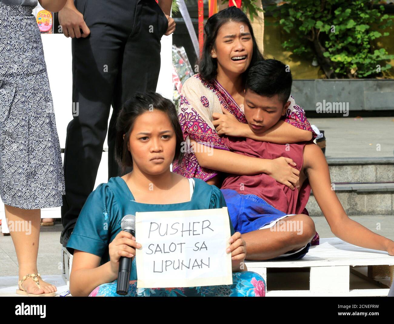 Filipino artists hi-res stock photography and images - Alamy