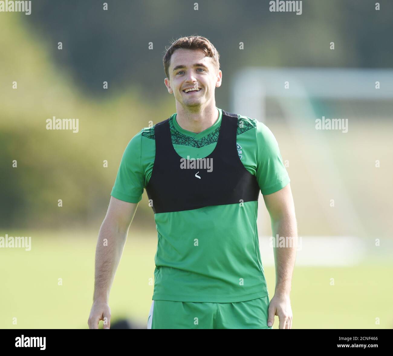 Signing th hi-res stock photography and images - Alamy